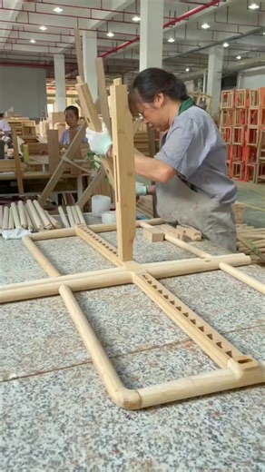 Make a woodn chair#craft #bambooproducts #woodenchair#womancraft#woodenworking#hardwork#mslbamboo #chinafactory #chair