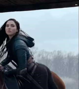 Actress Jessica Green looking good in pants on show The Outpost