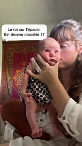 1M views · 9.5K reactions |  Maman, papa : STOP de galérer avec le rot sur l’épaule !  Il paraîtrait que cette position classique RETARDE le rot… Mais une TECHNIQUE RÉVOLUTIONNAIRE fait roter bébé en MOINS DE 30 SECONDES ! ⏱️ Je te montre ÇA TOUT DE SUITE en vidéo ✨ #RotBebe #AstuceBebe #TechniqueRot #Bebe30Secondes #ParentHacks #MamanAstuce #PapaMalin #BebeHeureux #RotRapide #VieDeParent | Lvprvention | Facebook