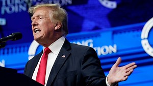 Agency: Trump is due $1M tax refund for Chicago skyscraper