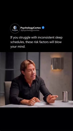 Holistic Psychology | Development | Neuroplasticity on Instagram: "Your body doesn’t care much about your intentions or your Netflix queue. It cares about predictability. Research comparing sleep patterns found that people with consistent bedtimes, even varying by just 15 to 30 minutes, had a 49% lower risk of premature death compared to those whose bedtimes fluctuated by 90 to 120 minutes each night. The surprising part wasn’t that regularity mattered, it’s that regularity mattered more than qu