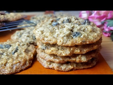 Thin Crispy Oatmeal Raisin Cookies