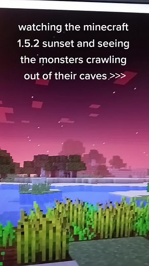 Exploring the Nostalgic Minecraft 1.5.2 Server at Sunset