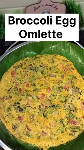 ✨ 🥦🍳Soft & Spicy Broccoli Egg Omelette 🥦🍳#easybreakfast #broccoliomelette #quickrecipe#shorts