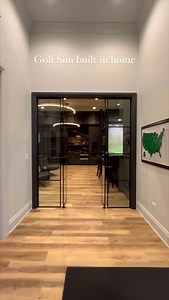 Golf simulator built in your home?! Yes please! 🙏🏽🙏🏽 (via @dronehubgolf) | BallerCribs