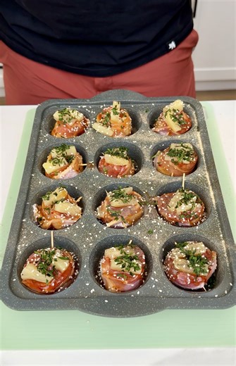 59K views · 251 reactions | This Appetizer Is The Life Of The Party! Danny N shows us how to make an easy delicious appetizer using mild italian style meatballs, bacon, P.F. Chang's sweet chili sauce, pineapple tidbits, sesame seeds, black pepper, garlice powder, salt and chopped chives. | Family Style Cooking | Facebook