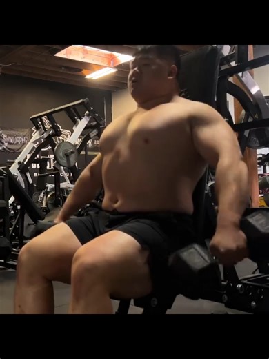 Beefy Muscle Training: Tips for Building Bulky Strength