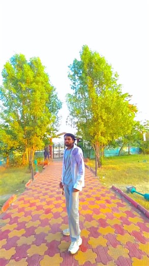 😈🥷नेशनल अपराधी😎🦅👑 on Instagram: "𝐌𝐀𝐍𝐙𝐈𝐋 𝐒𝐄 𝐉𝐀𝐘𝐃𝐀 🤗💫 𝐒𝐀𝐅𝐀𝐑 𝐏𝐑 𝐁𝐇𝐀𝐑𝐎𝐒𝐇𝐀 𝐑𝐀𝐊𝐇𝐓𝐀 𝐇𝐔𝐔 🥀💙 _____________________ ___________________ दिल मैं में जिनको भी जगह देता हूँ खुद से ज़्यादा मैं उनका ख्याल रखता हूँ जैसे के तुम मेरे दोस्त.❤️🙌 ___________________________ __________________ .. .. .. .. .. .. .. ll_ronu_ll34 ༛༛༛༛༛༛༛༛༛༛༛༛༛༛༛༛༛༛ ༛༛༛༛༛༛༛༛༛༛༛༛ #akkination🌙 #newpost😍 #banswara_shoutout #reactionboi💫 #pose_maker ganeshnation🌙️___ starboination🌙ll_ronu😇 