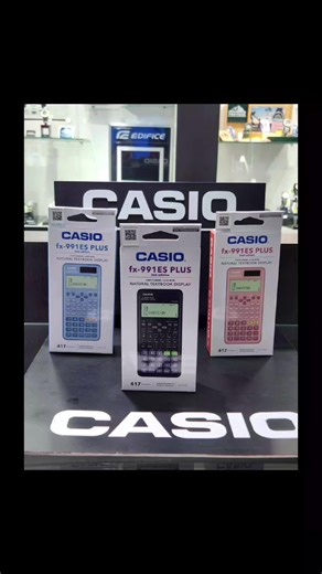 Tu nueva obsesión para este semestre está aquí. ✨💖 ¿Cuál es tu color favorito? Ven por tu Casio a la tienda oficial y aprovecha nuestro 10% OFF de Back to School. 🏫 ​Combinar con tu outfit: ✅ Aprobar matemáticas: ✅ #CasioStore #BackToSchool2026 #CalculadorasCasio #Estudiaconcasio