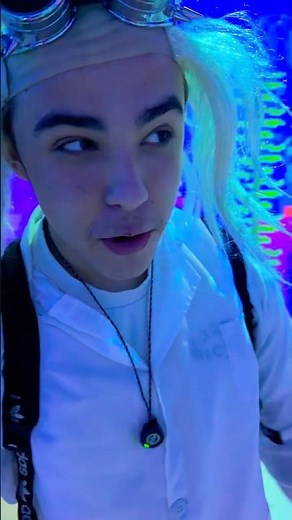 Minecraft — We Found Diamonds! Let’s Feed the Fish & Open the Chest! 💎🐟