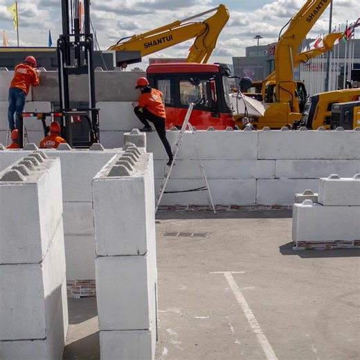 👉❗For Construction Entrepreneurs ❗ AMIBLOCK is an innovative building technology utilizing specially designed blocks made from a unique composite of concrete and expanded polystyrene. AMIBLOCK is not a new concept; it’s a globally validated technology with a history of successful application. Over 8 years of manufacturing and construction experience across diversity climates and project types. Hundreds of completed projects, ranking from individual residences to large housing estates, have been