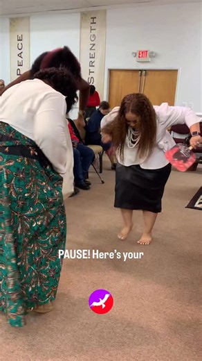 Just Before the Break of Day Prayer Temple on Instagram: "🛑 Can we interrupt your scrolling for 30 seconds to give God a praise! 🙌 In the midst of your entertainment, take a moment to give God a Hallelujah, thank you Jesus, or just a wave offering! He deserves it! #jbtbod #prayertemple #theemergencyroom #wheredeliverancehappens #church #sundayservice #praise #worship #explore #christiantiktok #fypシ #praisebreak"