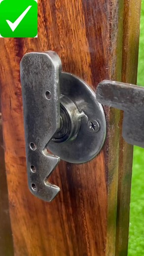 Simple homemade useful door latch lock !!! . . . #woodworking #wood #doorlatch #diy #creativedesign #CreativeMaking #doorautolock #homemade #reelsfbシ #fbreelsvideoviral2024Secret | Lachlan HM