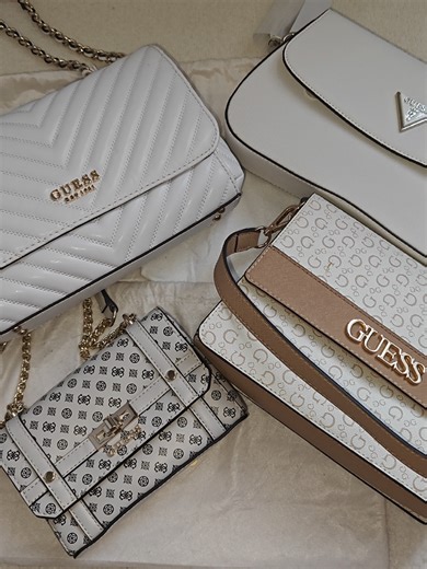 some @GUESS bags that remind me of snowy winter days 🤍❄️ #guess #winterfashion #bags #guessbags