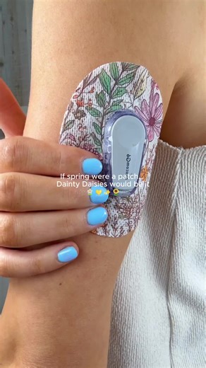 Spring-Inspired Dainty Daisy Tech Patches for Your Device