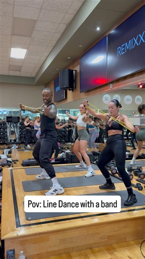 Joseph David on Instagram: "Would you work your upper body like this? 💃🏽🕺🏾 YOUR TURN: Alt pull with toe tap/step x8 Dual pull no tap x8 Alt high knees with overhead to chest band pull apart x8 Repeat for the entire song! Enjoy 🤩 #groupfitness #community #bandworkout #linedance #motivation #core #strength"