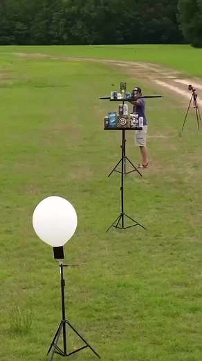 #apexpredatoroutfitters #archery #crazy #amazing #funnyreels #funnyvideos #hilarious | Apex Predator Outfitters