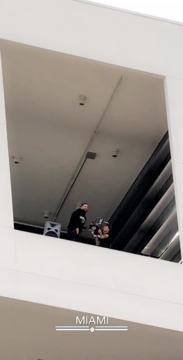 so does drake randomly show up at work functions or is this just a college thing? #champagnepapi #godsplan #imisscollege