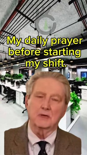 126K views · 1.3K reactions | My little prayer before starting the workday  Anyone else do this too? Tag a friend, share your pre-work ritual in the comments, and follow for more relatable work moments! ✨ #WorkLife #DailyStruggles #RelatableAtWork | The Job Board | Facebook