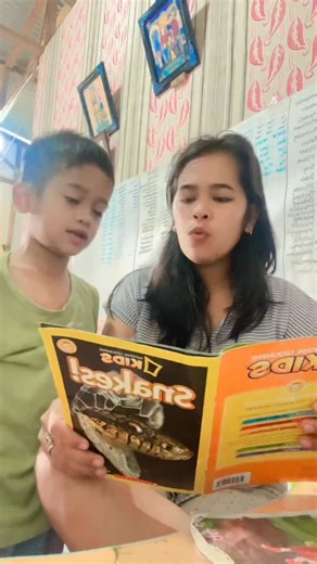 Yelisna Zalukhu on Instagram: "time to read #theotamba #fyp #bahasainggrisuntukanak #education"