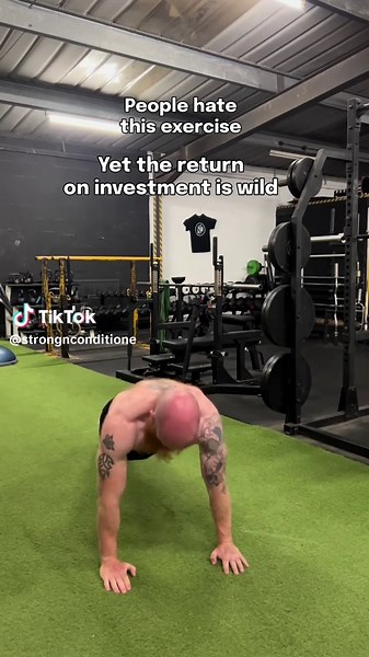 Burpees are free #burpee #bodyweighttraining #calisthenics #fyp #glasgow #scotland #scotlandtiktok #homeworkout #burpeeschallenge