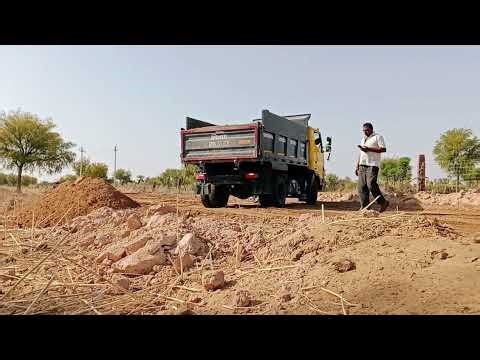 The Art of Micro-Spreading: Mini Dumptruck Mastery Unveiled!