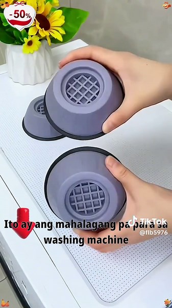 Install this washing machine foot pad for the washing machine at home. It is much more convenient to clean and reduce the vibration of the washing machine.
