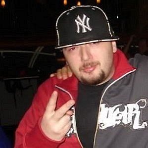 Unikkatil Girlfriend 2026: Dating History & Exes - CelebsCouples