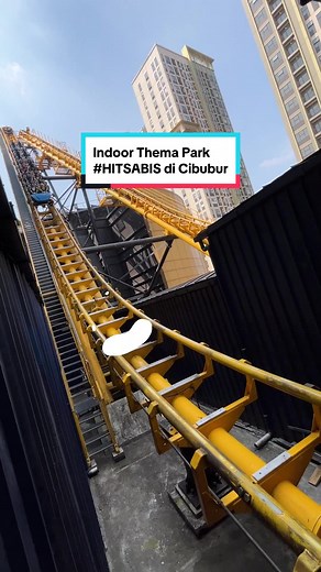 Indoor Theme Park #HITABIS di Cibubur! Weekend #HITABIS bareng bestie atau keluarga ke Trans Studio Cibubur! Banyak wahana asik mulai dari Alien Taxi sampai dengan Boomerang Coaster🤯 Special buat pengguna Kartu Debit Mastercard, #dontworrynorugi beli tiketnya di Traveloka pakai kode kupon “MCDEBITAADO” yuk buat dapetin diskon tambahan s.d 100rb untuk booking tiket Xperience kamu! So tunggu apalagi, yuk liburan #HITSABIS bareng Traveloka!🥳 #transstudiocibubur #alientaxi #explorejakarta #travelo