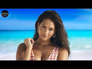 Christen Harper: Model, Actress & Social Media Star | Biography & Career Journey