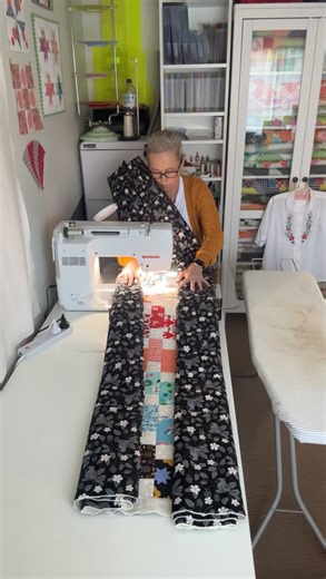 Emma Jean Jansen | Week 3 · Part 2 – Straight-line machine quilting tips ✂️🧵 In this part of Week 3 I’m sharing how I quilt my Zip It quilts using simple... | Instagram
