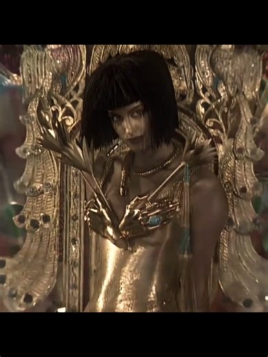 Yasmeen Ghauri İconic 💛 #model #yasmeenghauri #viraltiktok #fashion #trend