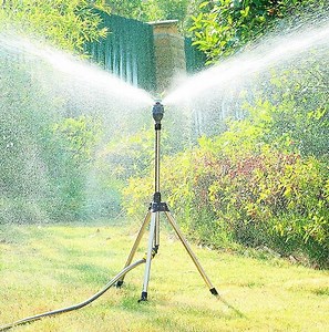 🌞Effortlessly water your garden with this beautiful & effective sprinkler. ✅Robust duty tripod construction. ✅360-degree rotating spray. ✅It is adjustable for varying heights & can be useful in many instances. 🛒GET IT👇👇 https://nicesale4u.com/sprinkler | Davos Klosters