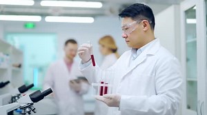 scientist, laboratory, portrait, microbiology, biochemistry, pharmacology, high tech, healthcare,