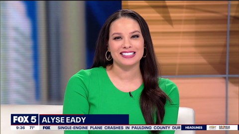 Debbie Clark writes book about Braves