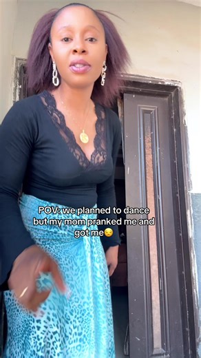 I refused to post this video seriously 😒 and will delete it if you people annoy me I swear 😩 #goviral #motherdaughter #jokes #comedyvideo #fyp
