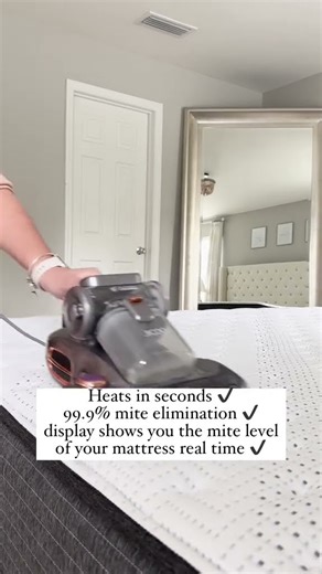 Vacuum Cleaner with Dust Sensor