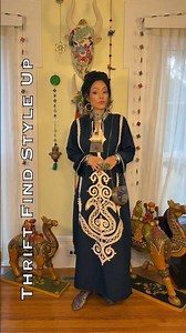 Styling My Thrifted Navy Blue & Gold Tunic ✨