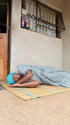 Dance and Style: A Day in the Life with a Blue Headscarf