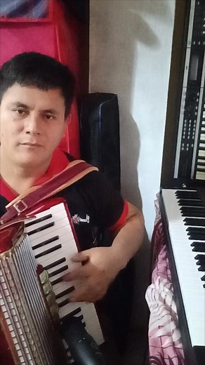 8K views · 169 reactions | Está canción me gustaba cuando era chiquito del Maestro de maestros Juanito Santillan al estilo del ACORDEON JARANERO | Julillo Poquioma Cruz | Facebook