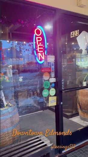 Edmonds at the Town Fountain