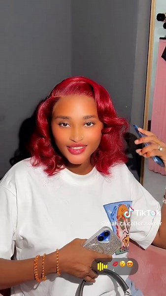 Vidéos de Mahira.Coller Serrer (@mahira.coller.serrer) avec son original - Mahira.Coller Serrer