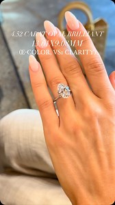 4.52 carats of lab diamond for $4,025. Budget of $5k or less? This stone could be placed in a custom solitaire starting at $4,725! Around 5 carats is the perfect size for many of our clients seeking a larger stone without it feeling too overwhelming — at 4.52 carats this in-stock E-color, VS1 clarity oval is just in that perfect range! 💎 Please note this stone is in a temporary ring holder! 💍 •••••••••••••••••• #CreatedOval 𝘊𝘌𝘕𝘛𝘌𝘙 𝘚𝘛𝘖𝘕𝘌: • 4.52 carat Oval Brilliant • 13.61x9.08mm (1