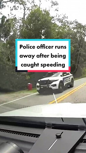 Police officer runs away after being pulled over for speeding 🚨🚗 📍Orlando, Florida #viral #police #officer #carchase #florida #orlando #crazy #speed #speeding #trending #fyp #fypシ #foryou #foryoupage #foryourpage #viralvideo #viraltiktok