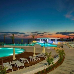 20K views · 128 reactions | אל תפספסו את פאפוס! היעד המשפחתי האהוב...