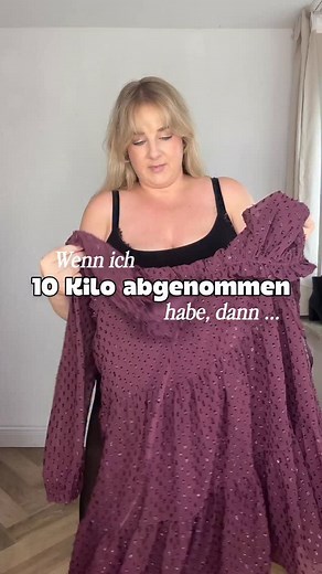 Auf was wartet ihr? ❤️ Und wie findet ihr den Look? 1-10? Und Team Loafers oder Stiefeletten? Viele verstehen #bodypositivity einfach falsch! Ich darf mich zu jeder Zeit im hier und jetzt, egal wie ich aussehe, wieviel ich wiege, welche Kleidergröße ich habe: akzeptieren und gut fühlen 🙌🏻 Und jetzt kommt es: wenn ich mich verändern möchte, geht das auch. Ja!!! Früher: Wollte ich immer erst etwas erreichen bis ich so oder so aussehe. Erst dann kann ich mich ja mögen. Heute: mag ich mich jetzt. 