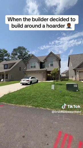 #houseforsell #newconstruction #dreamhomegoals #luxuryhomes #dream #housetour #houseforsaleingeorgia #atlantarealestate #houseforsale #hamptongeorgia #realestateagent #atlrealtor #atlanta #atl #southatlanta #dreamhome #georgiarealtor #hoarder #hoarderhouse