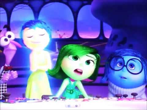 "The Aliens" (The Smurfs) Trailer