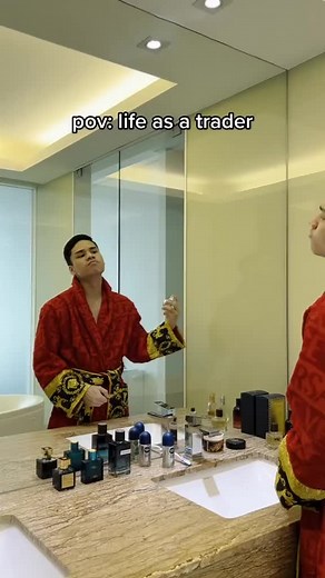 For those looking to enter the world of forex trading and investing, the possibilities for success are endless. However, it's important to remember that trading and investing requires discipline, patience, and a strong understanding of market trends. That's where algo trading and forex EAs come in. By utilizing expertly designed forex EAs, traders can automate their trades and take advantage of market conditions 24/7, without being tied to their computer screens. The right forex EA can help trad