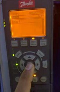 How can set the Danfoss VFD relay output | Danfoss VTL | Danfoss Automation Drive